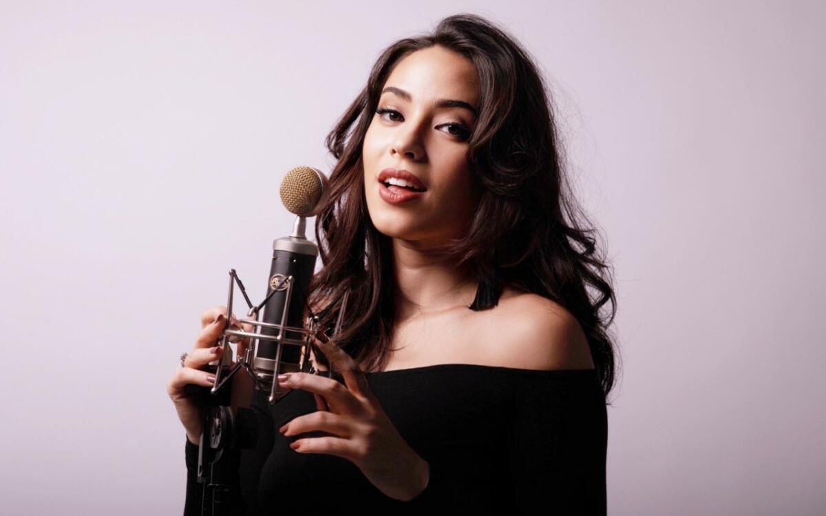 Rencontre avec Estelle Perrault, nouvelle étoile du jazz vocal