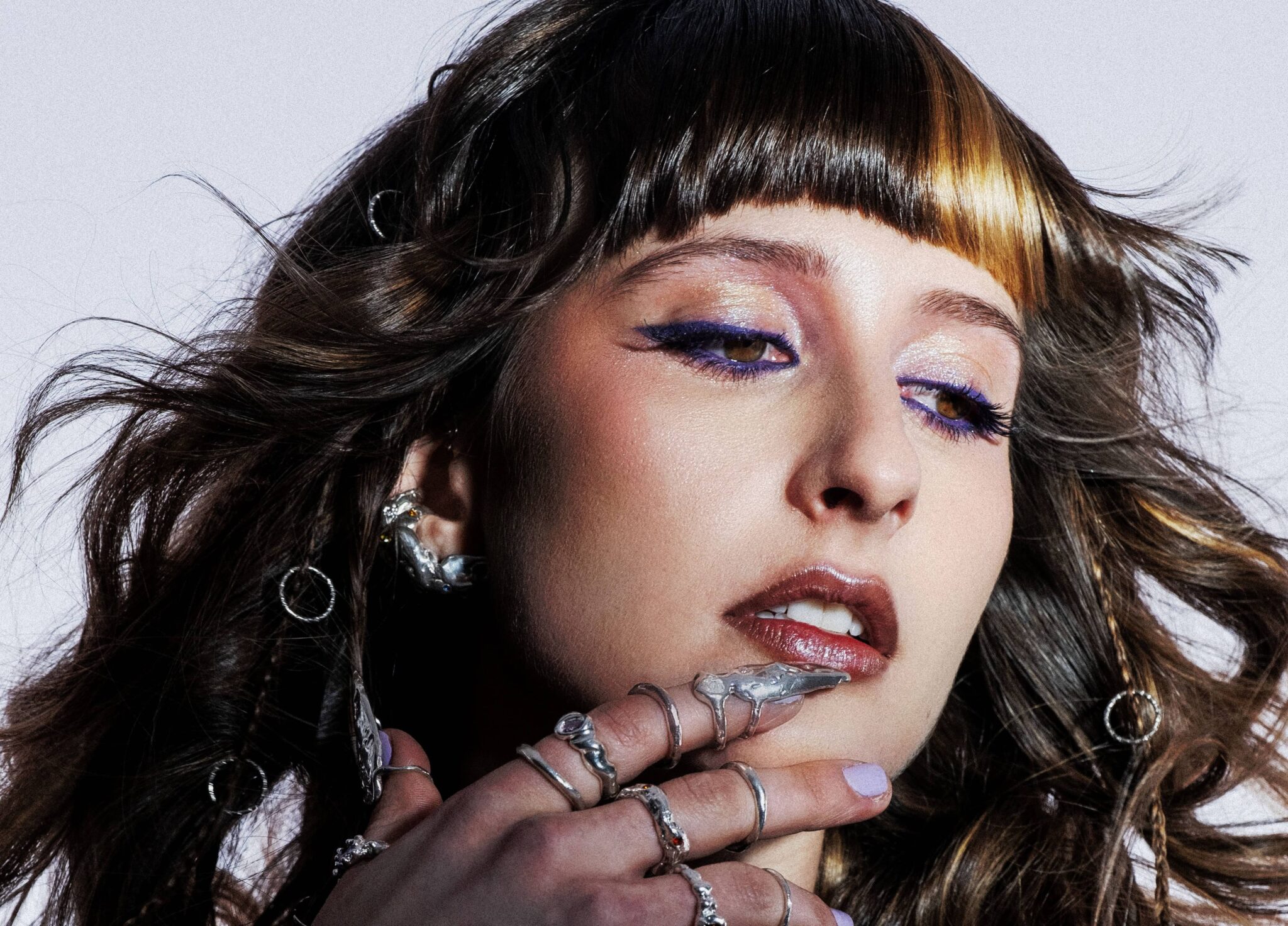 Orlane : une pop qui guérit, une plume qui élève